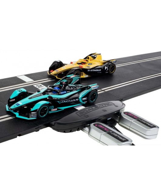 SCALEXTRIC C1423 coffret Spark Plug - Formula E Race Set - Euro 2 pin ...