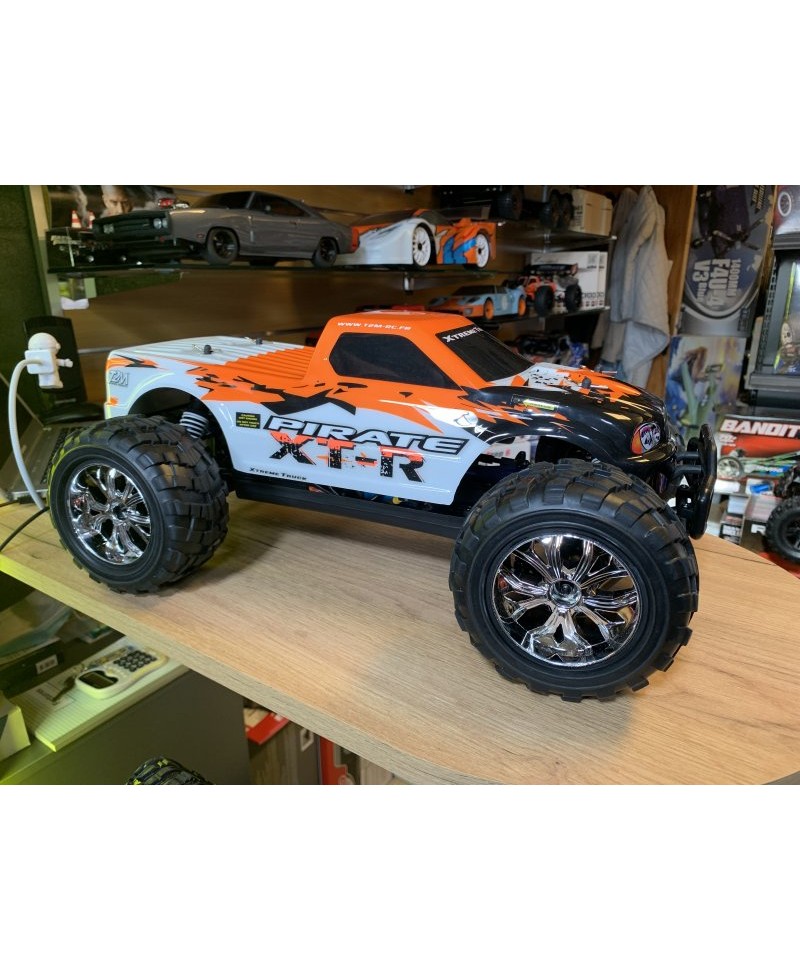 Racing truck T2M PIRATE XTR 1/10 4WD 2,4Ghz RTR BRUSHLESS T4907B